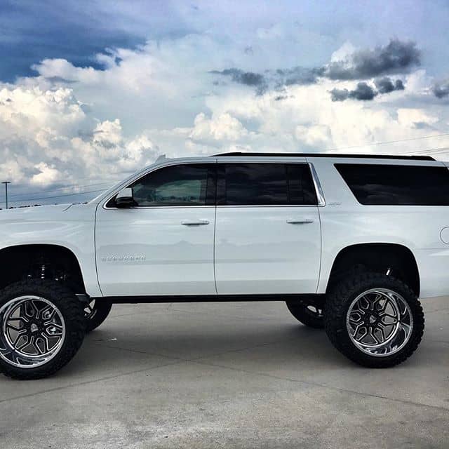 Photo Gallery of Custom Cars, Trucks and SUVs | Peters Elite Autosports