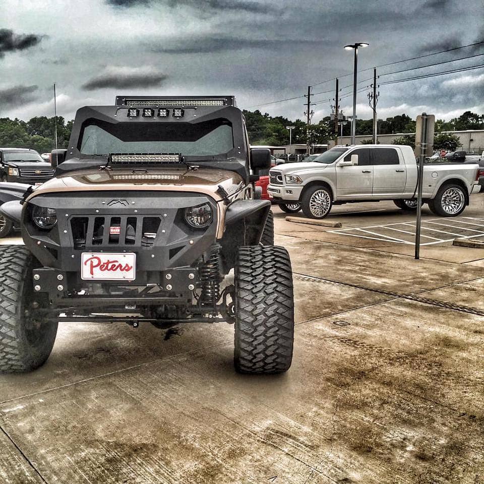 Photo Gallery of Custom Cars, Trucks and SUVs | Peters Elite Autosports